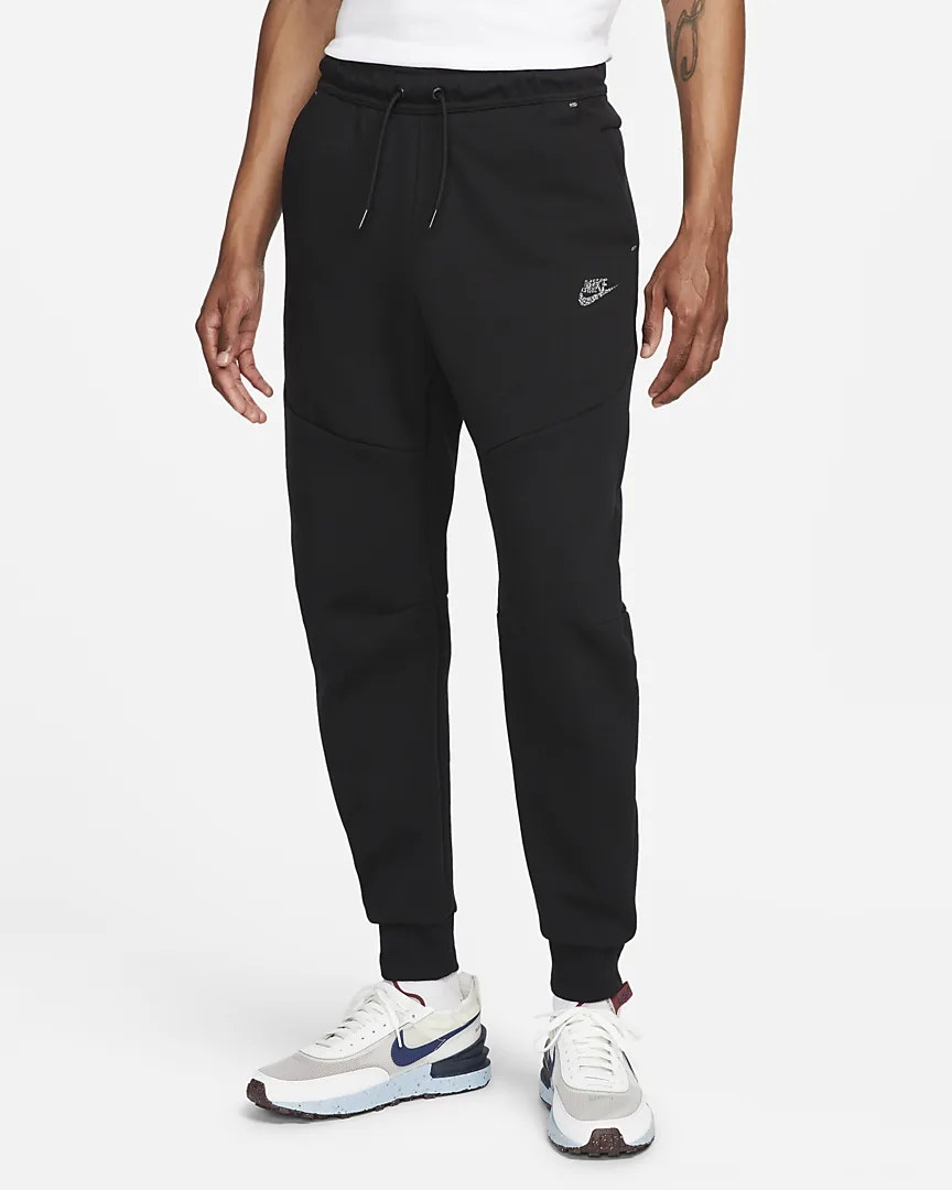 Nike Sportswear Tech Fleece 'Black' $43.97 - Sneaker Steal
